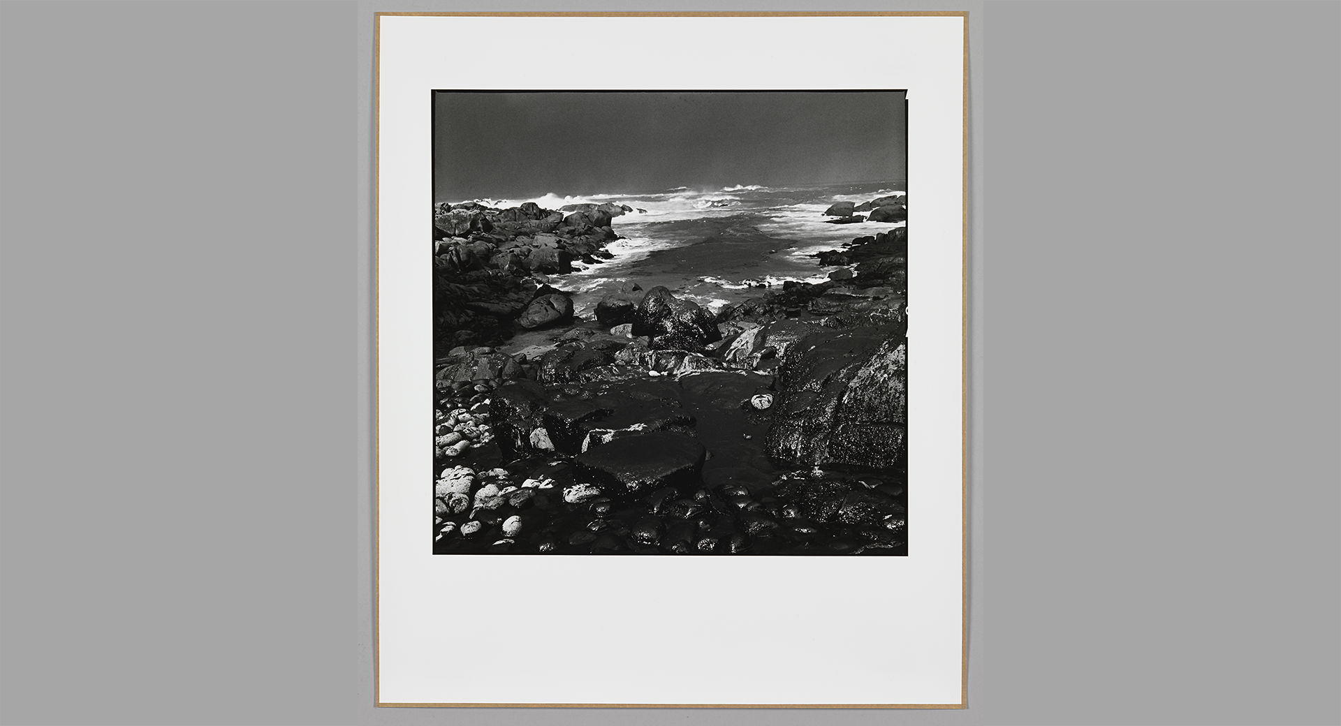 Espagne. Côte, plage et mer souillées. | Musée national de la Marine de ...